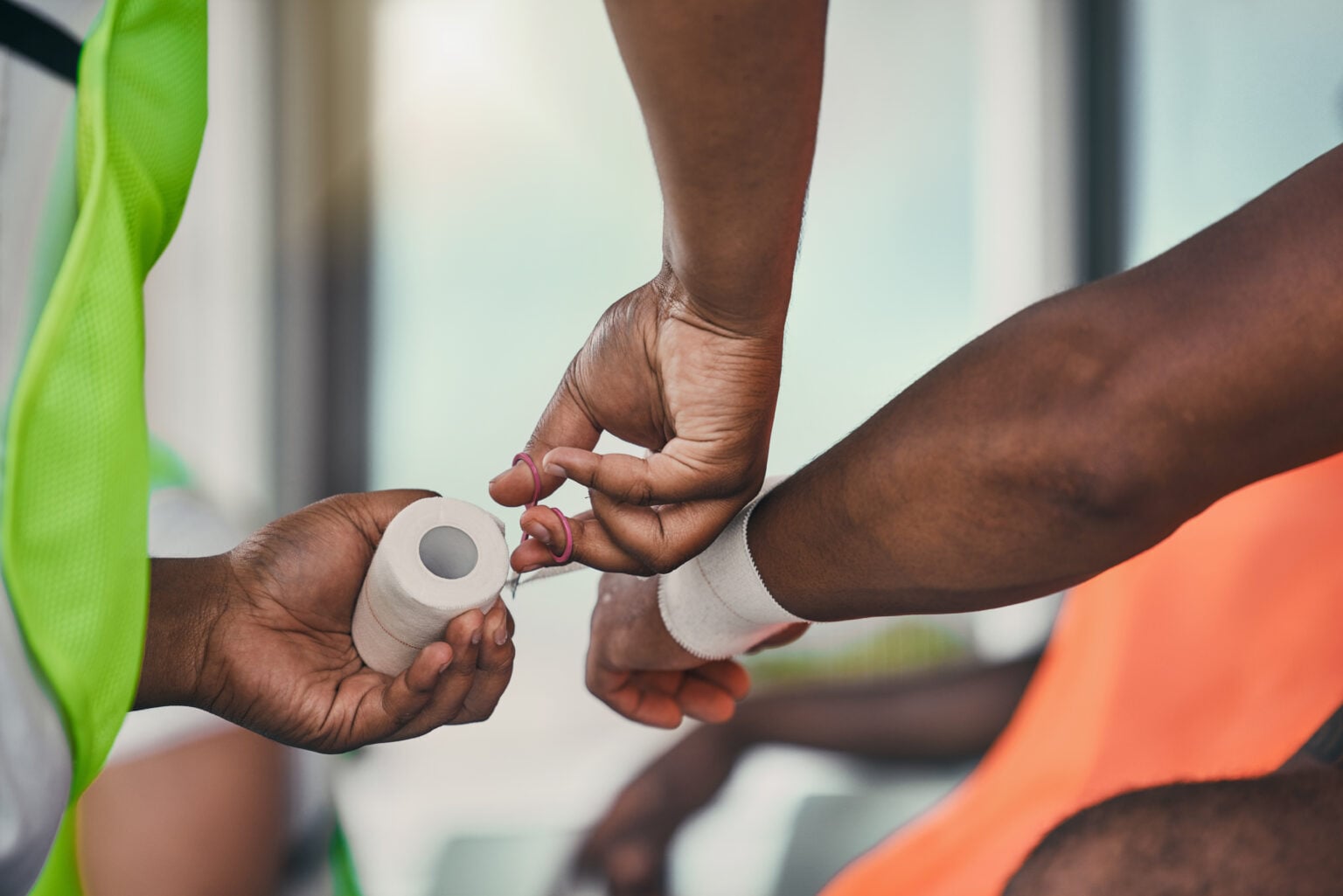 Proper Wound Cleaning and Dressing: Top First Aid Tips